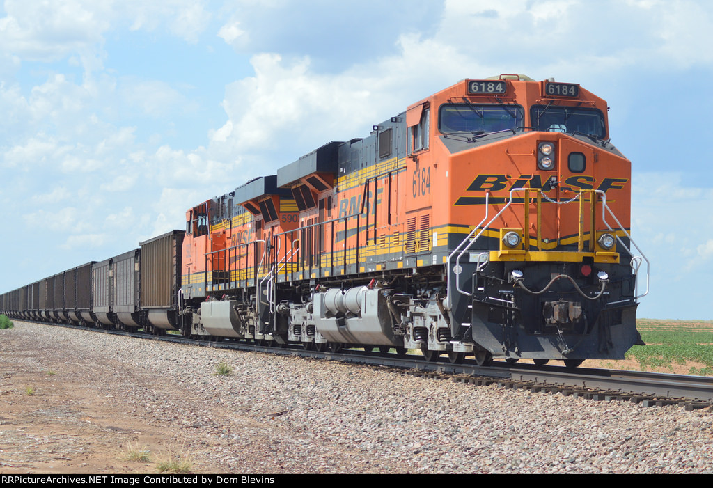 BNSF 5902